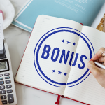 How to Set Up an Employee Benefits Package in 6 Steps