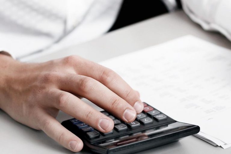 Full-time Equivalent (FTE): Definition, Calculation and Examples