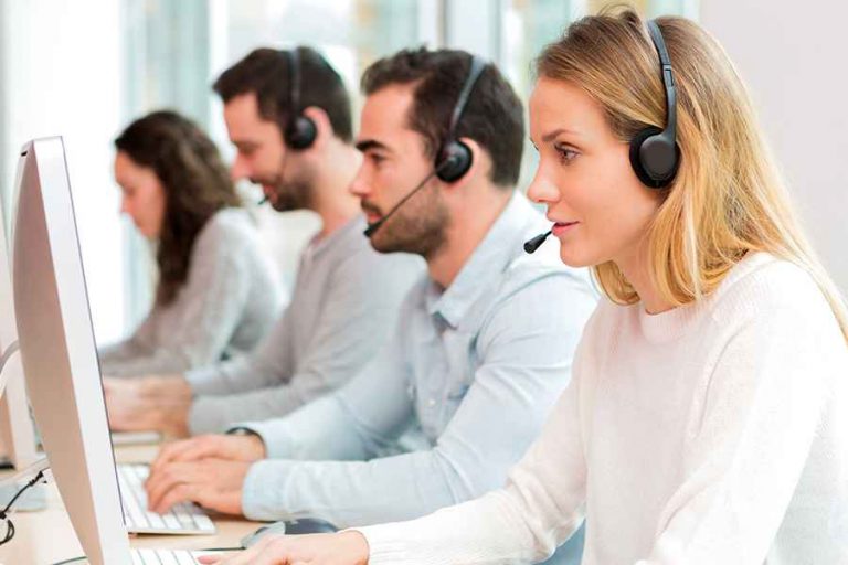 What Is Computer Telephony Integration (CTI) in Call Centers?
