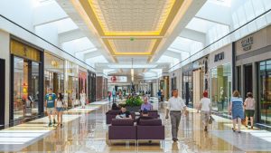 16 Tips for Creating Stunning Store Window Displays