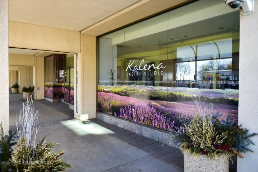 How to Choose a Storefront Sign for Your Small Business in 6 Steps