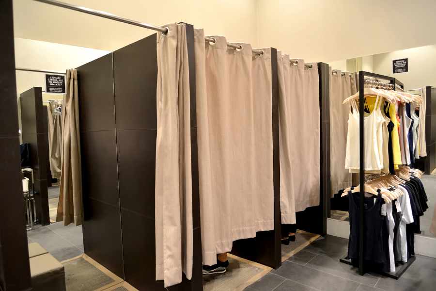 17 Fitting Room Design Tips 17 Fitting Room Design Tips