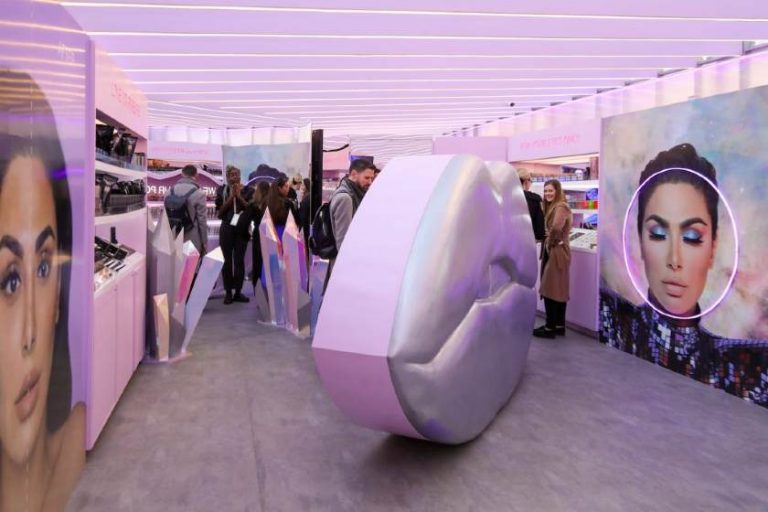 30+ Smart Pop-up Shop Ideas for Retailers in 2023