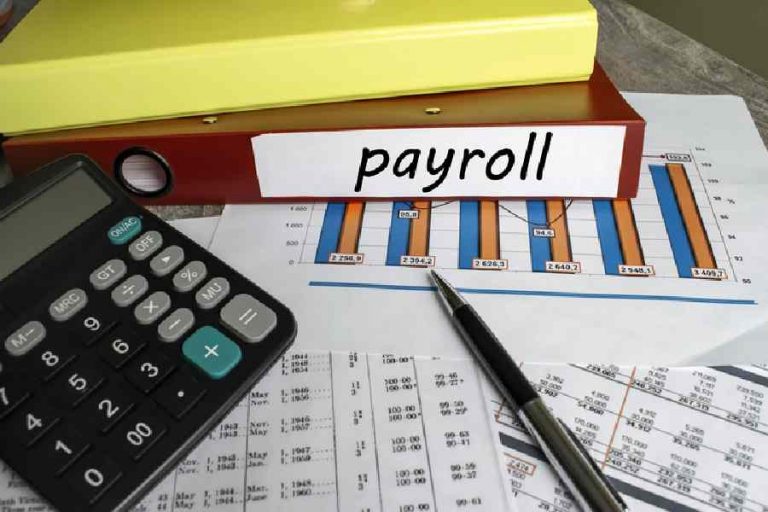 27 Tips for Managing Payroll Effectively