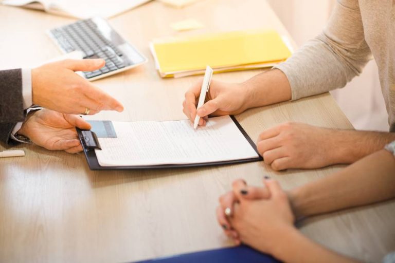 How to Make a Sales Plan in 10 Steps (+ Free Templates)