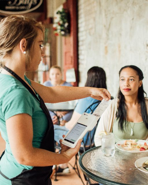 POS Hardware: 2022 Ultimate Guide for Small Businesses