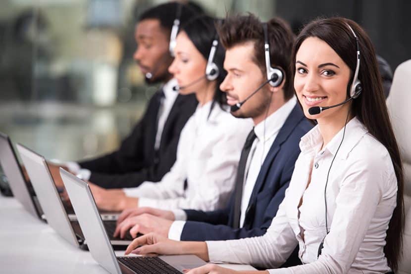 7 Best Cloud Contact Center Providers for Small Businesses