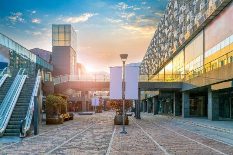 How to Determine Foot Traffic & Analyze the Data to Drive Sales