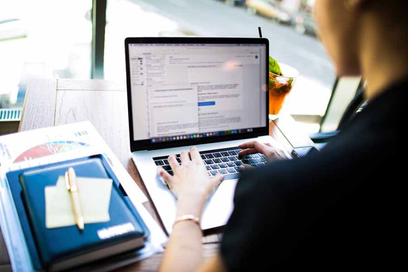 9 Best AI Content Generation Tools to Boost Your Brand