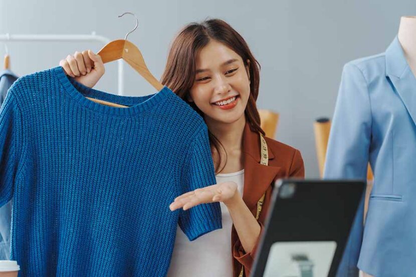 How to Sell Wholesale to Retailers Online in 7 Steps