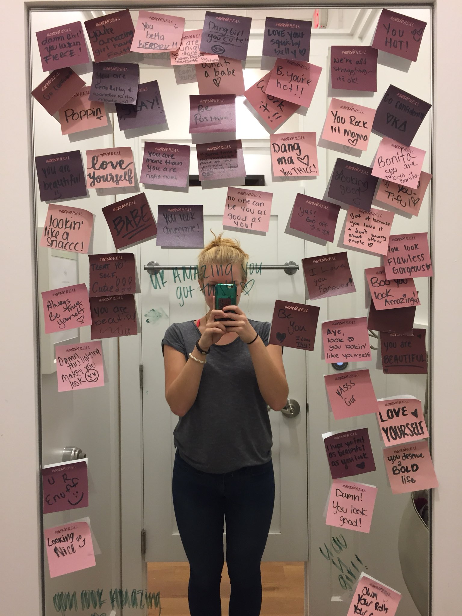 20 Fitting Room Design Tips to Boost Sales and Improve Experience