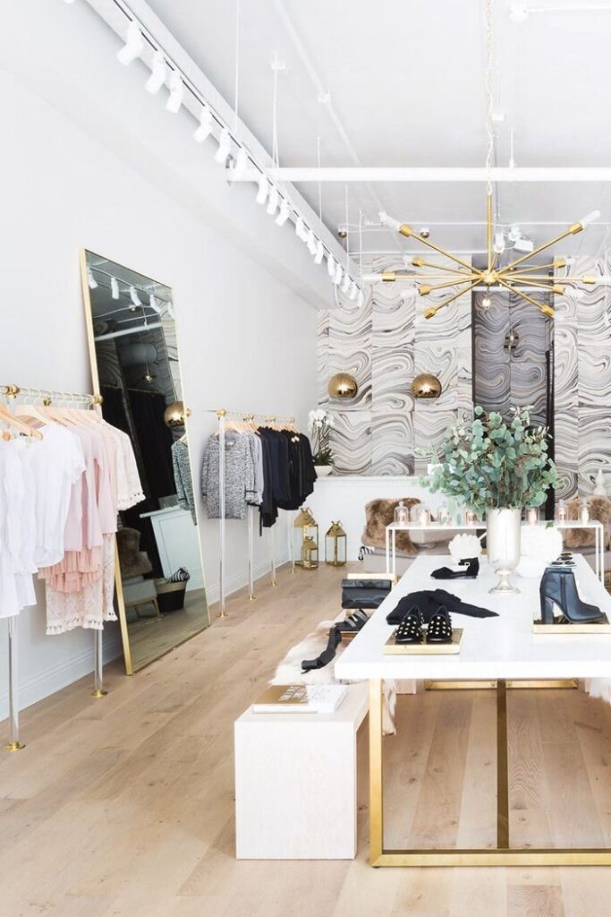15 Easy & Eye-catching Boutique Decor Ideas to Try