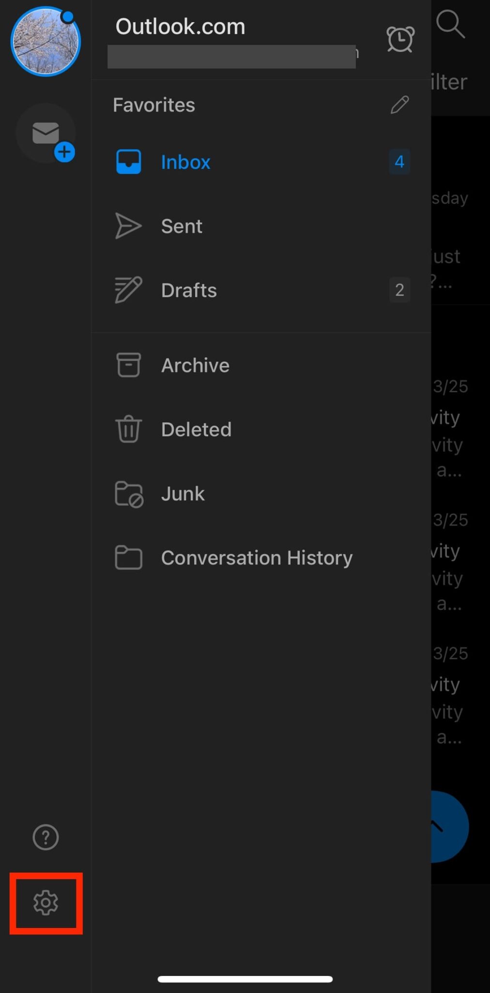 How to Add a Signature in Outlook (New & Classic)