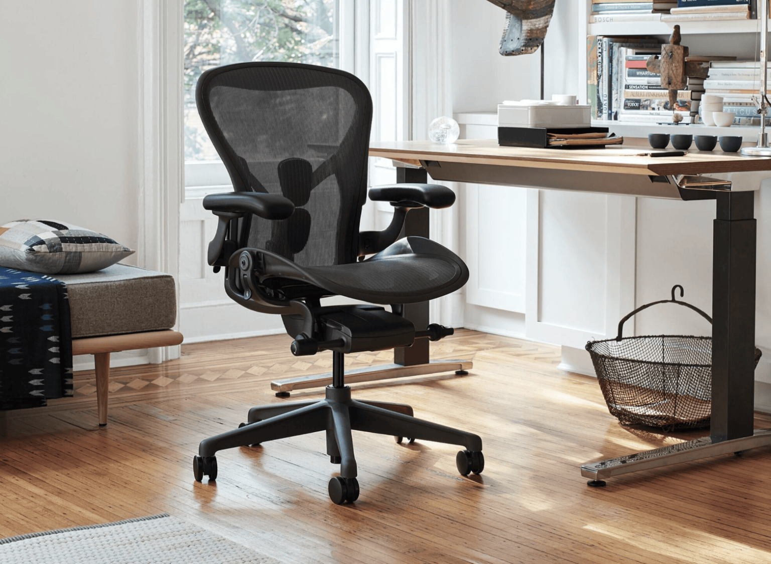 27 Best Office Gadgets to Drive Productivity & Wellness in 2025