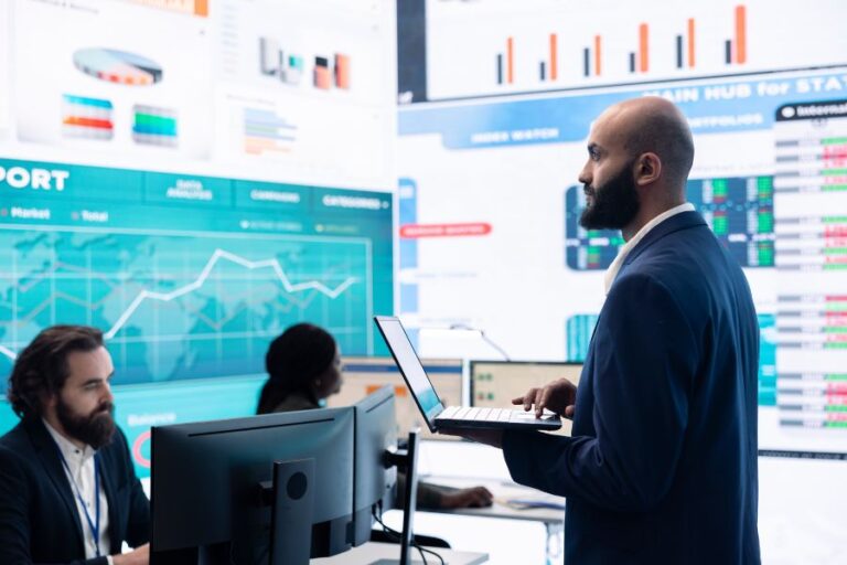 Intuit Assist Explained: QuickBooks' New AI for Small Businesses